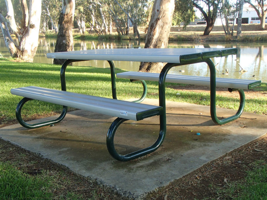 Wheelchair Friendly Park Setting | SeatsPlus | SeatsPlus